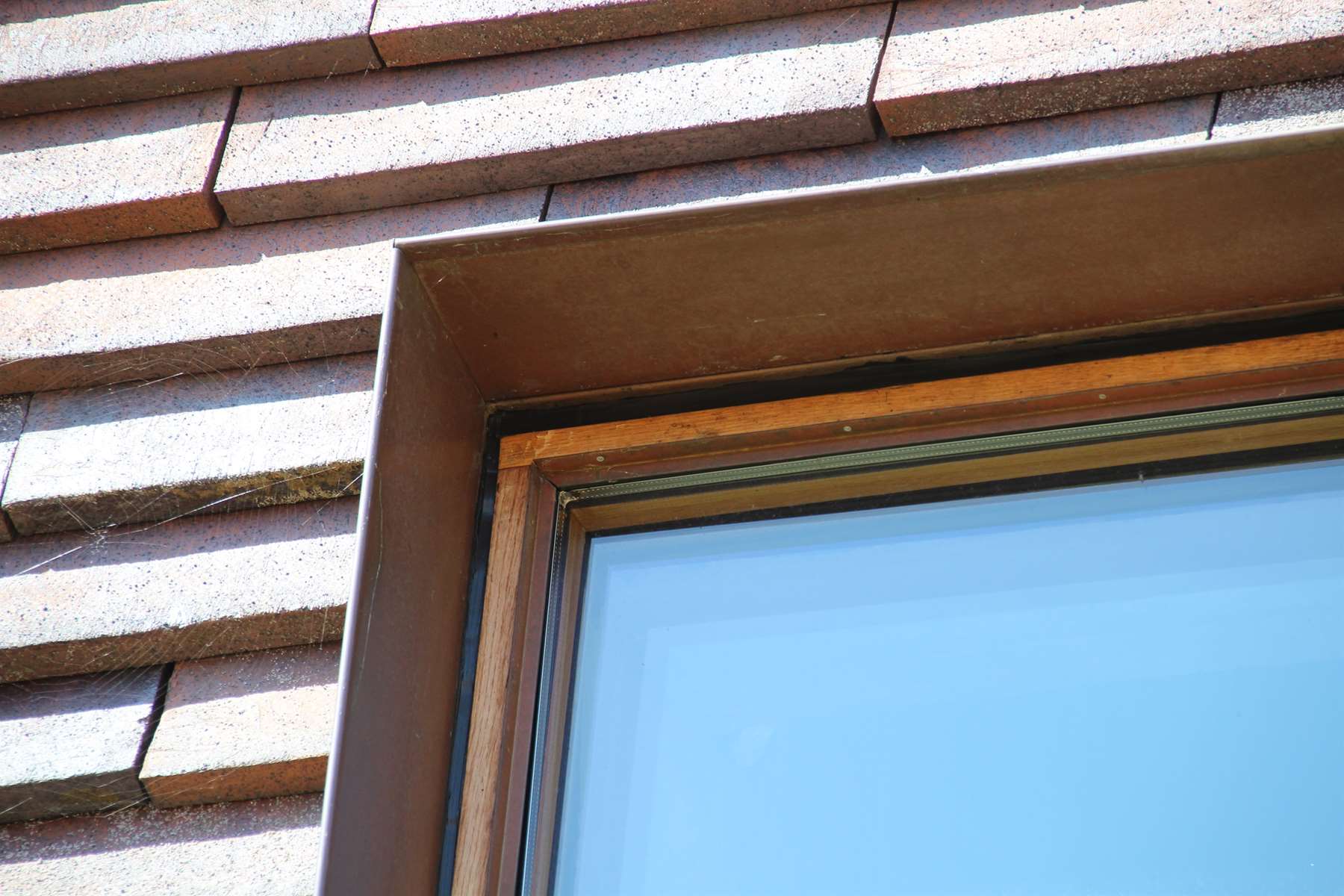 Facadeløsninger i tombak i Brørup | Se vores referencer med tombak